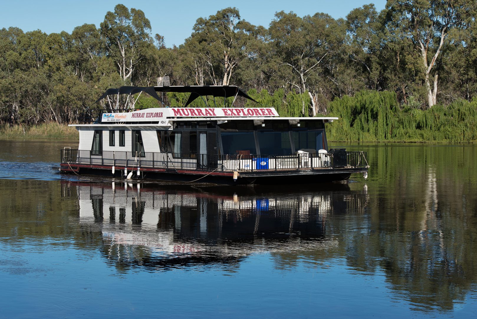 Find a Boat - Riverfun Houseboats | Riverland Houseboat Hire